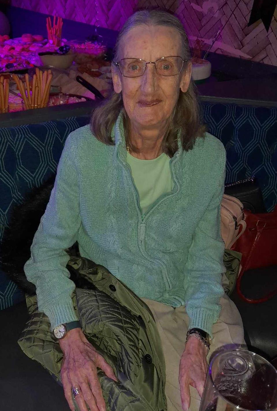 Funeral Notice for Mrs Barbara Skinner