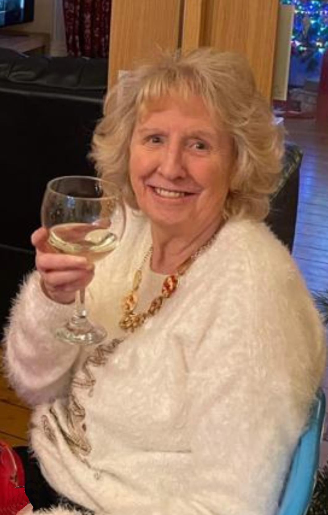 Funeral Notice for Mrs Sheila Lunn