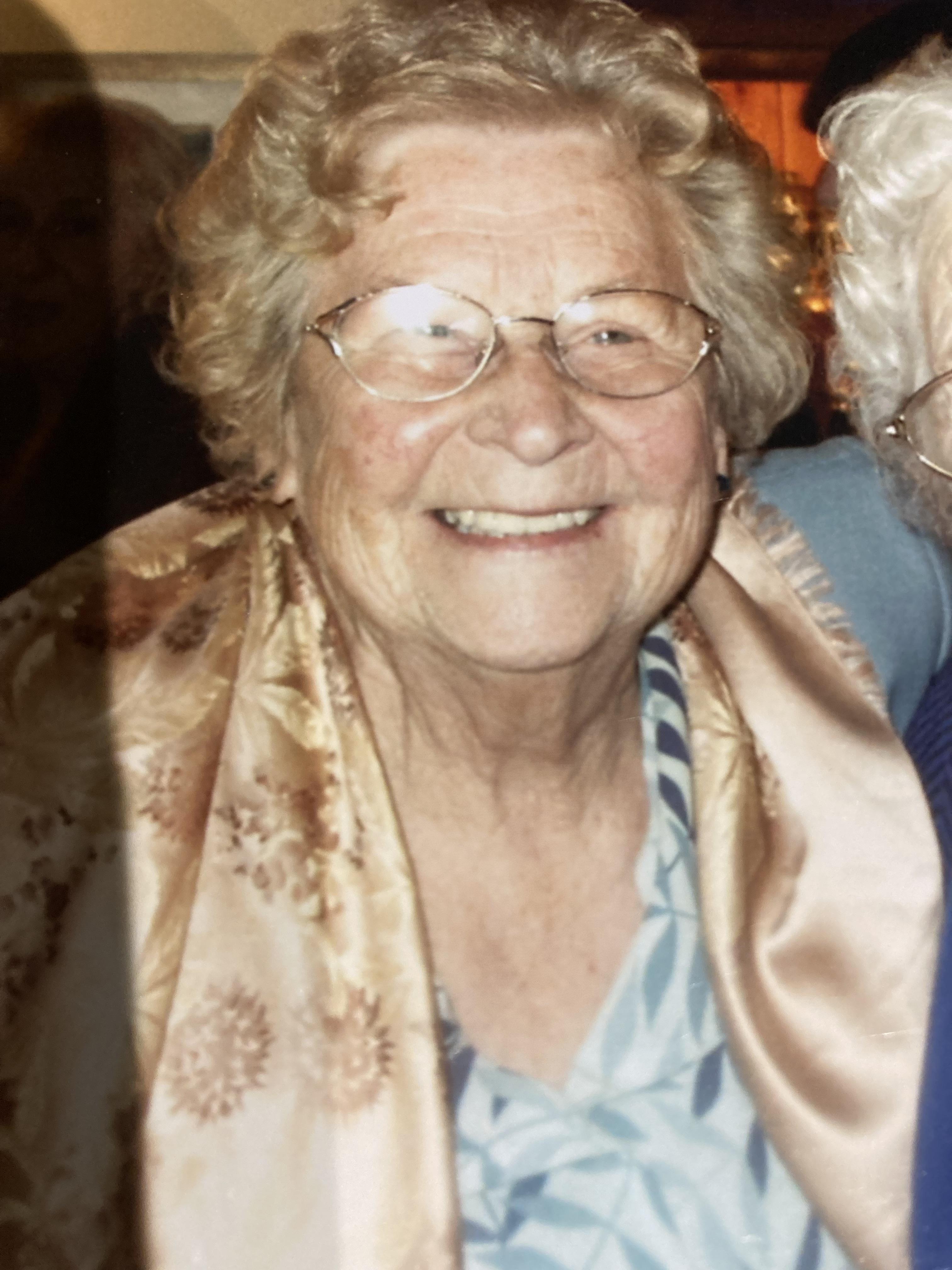 Funeral Notice for Mrs Rona Bushell