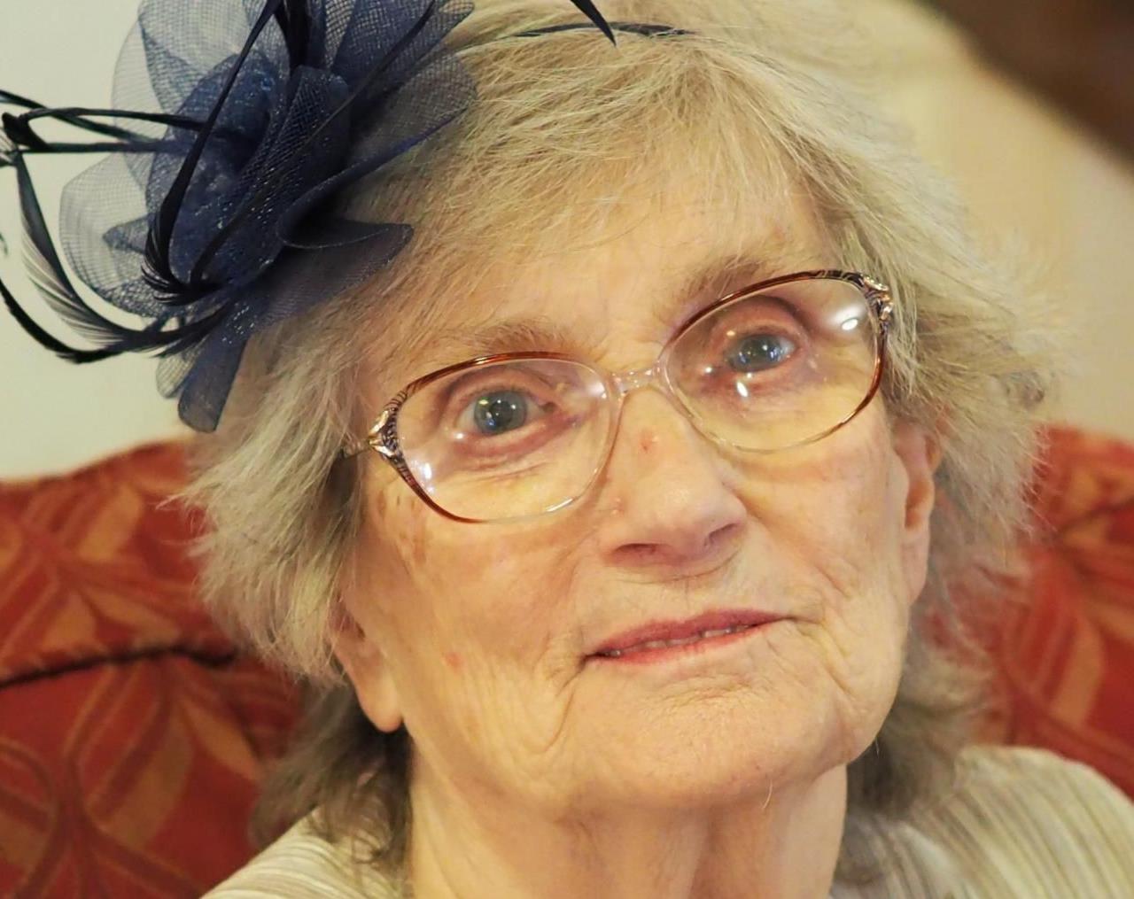 Funeral Notice for Mrs Edith May Bennett