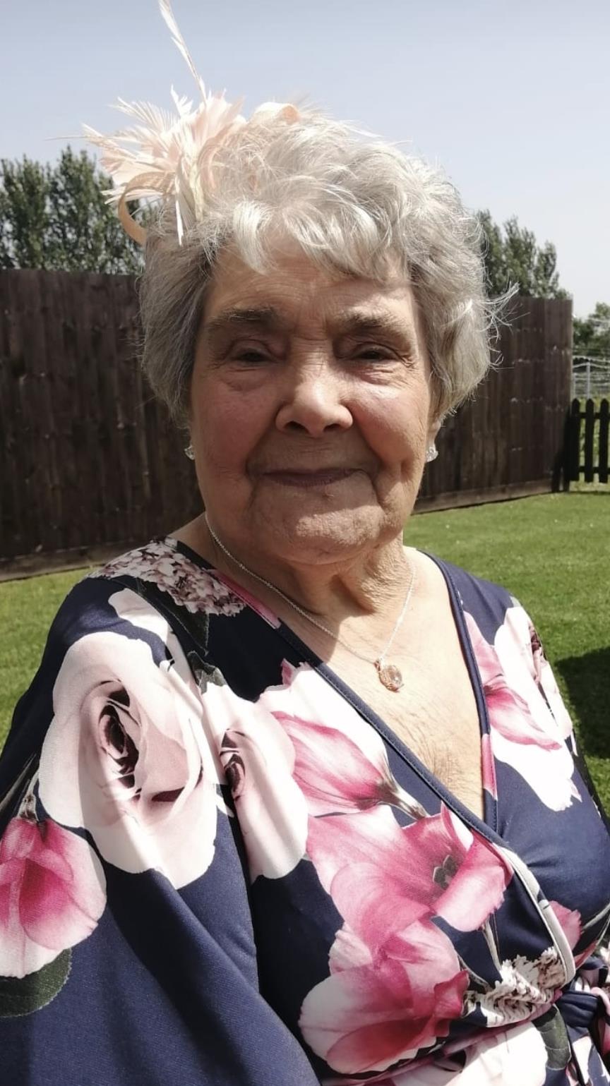 Funeral Notice for Mrs Joan Ellis