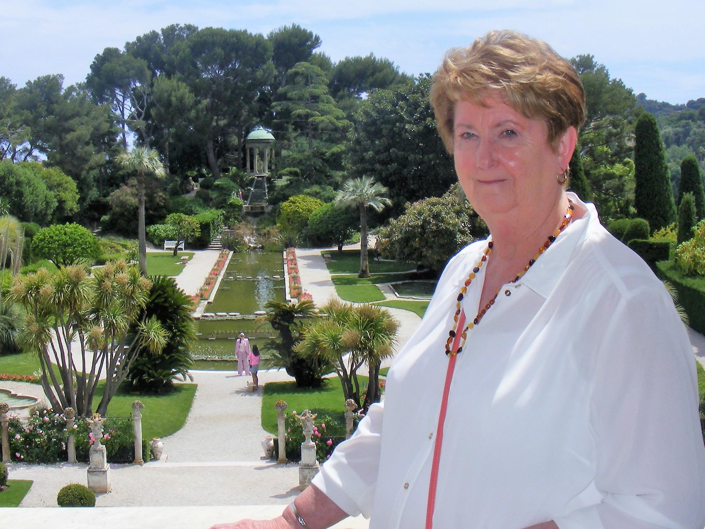 Funeral Notice for Mrs Valerie Jean Buglass