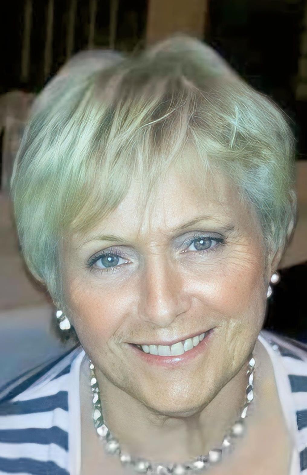 Funeral Notice for Mrs Betty Farren