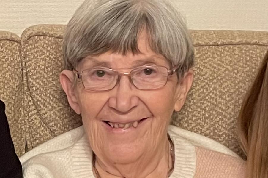 Susan Cooke's Instagram, Twitter & Facebook on IDCrawl