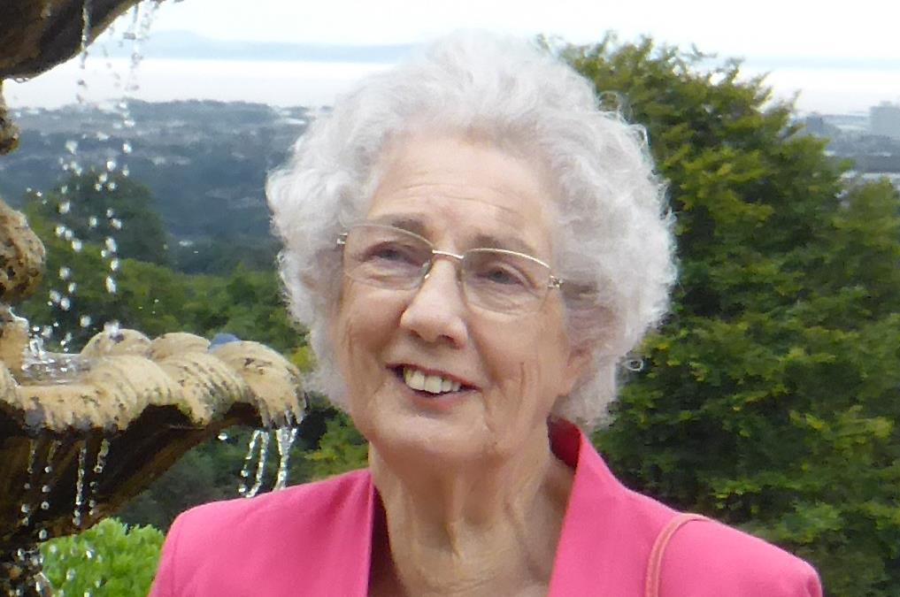 Funeral Notice for Mrs Glenys Patricia Harries