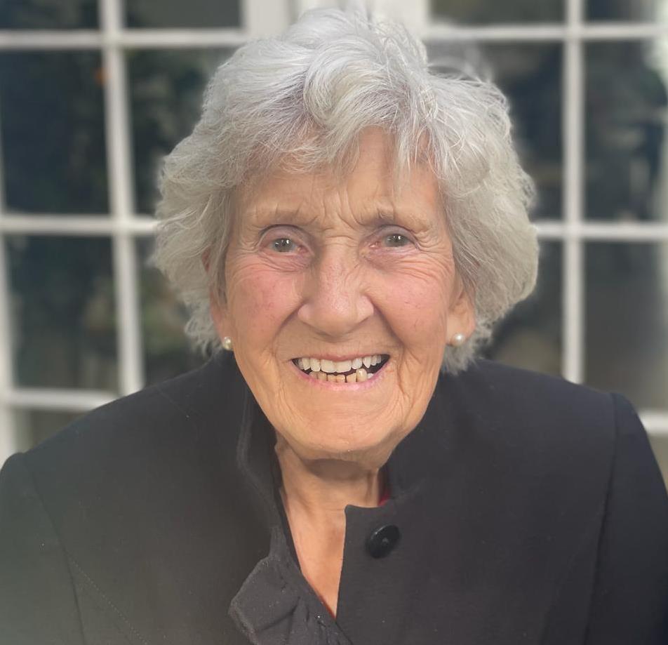 Funeral Notice for Mrs Rona Porteous