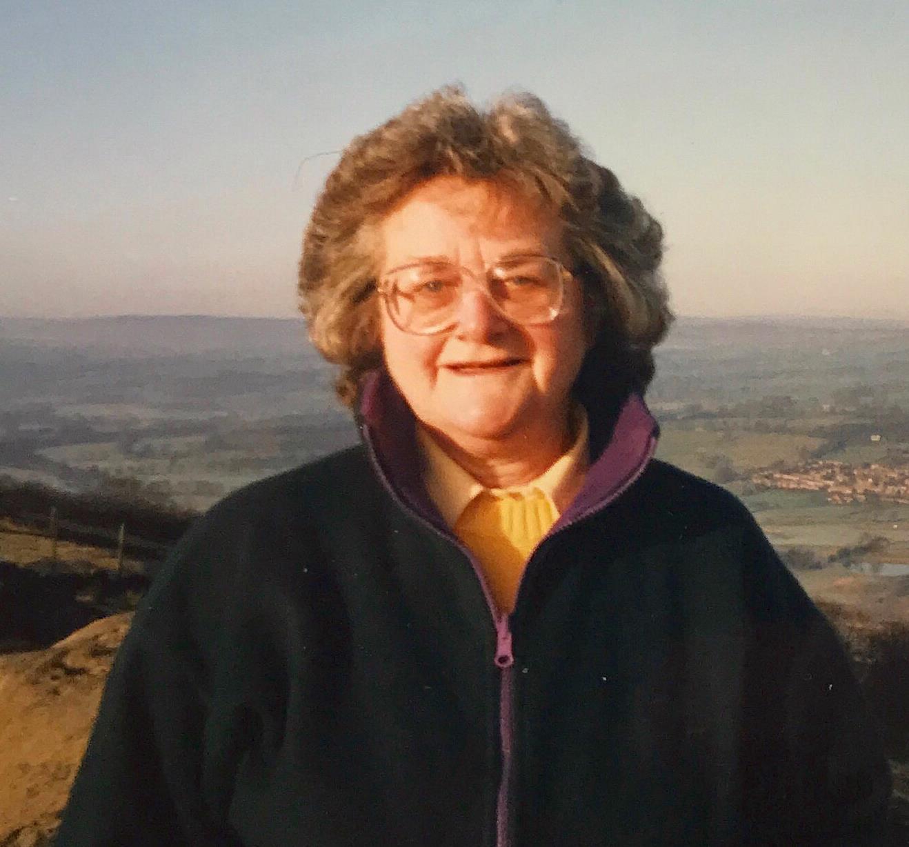 Funeral Notice for Mrs Elizabeth Glover